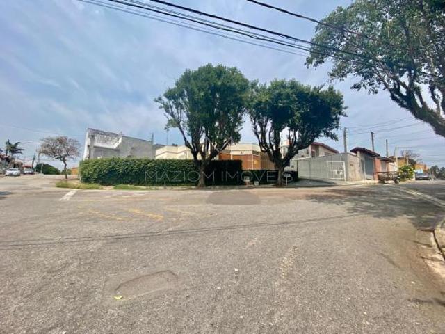 Casa para Venda em Jundiaí, Parque Brasília, 3 dormitórios, 1 suíte, 2 banheiros, 3 vagas