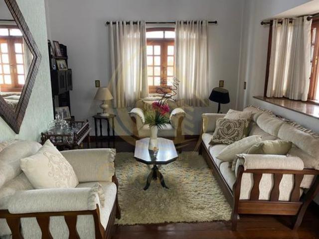 Casa para Venda em Jundiaí, Parque São Luiz, 3 dormitórios, 1 suíte, 3 banheiros, 6 vagas