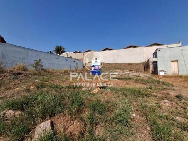 Casa para venda em Jupiá de 203.00m² com 1 Quarto, 1 Suite e 1 Garagem