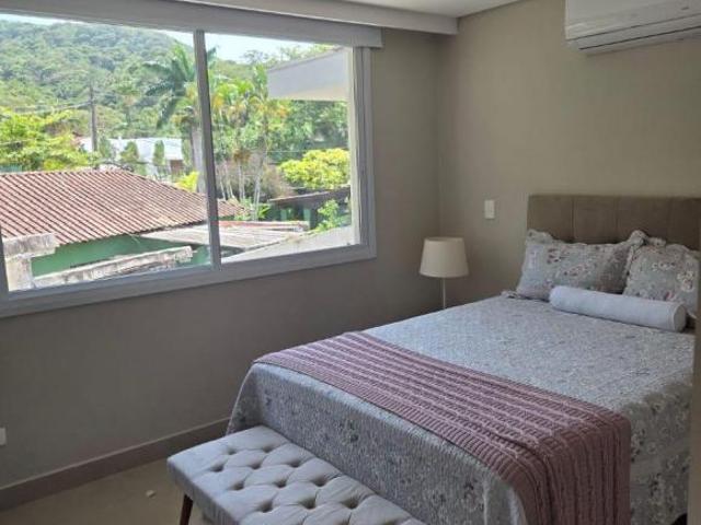 Casa para venda em Juquehy!