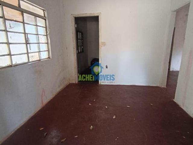 Casa para venda em Jussara de 131.90m² com 3 Quartos e 2 Garagens
