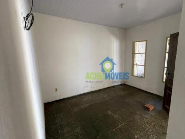 Casa para venda em Jussara de 152.49m² com 3 Quartos e 2 Garagens