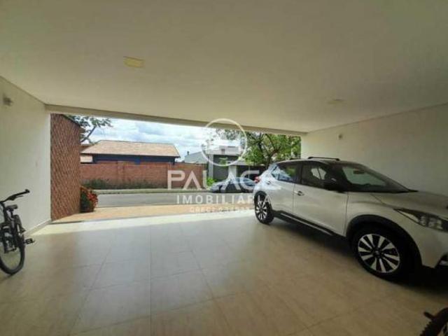 Casa para venda em Ondas de 330.00m² com 1 Quarto, 3 Suites e 1 Garagem