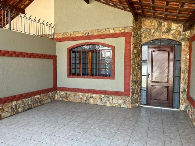 Casa para venda em Ocian em Praia Grande São Paulo de 128.00m² com 2 Quartos, 1 Suíte e 2 Garagens