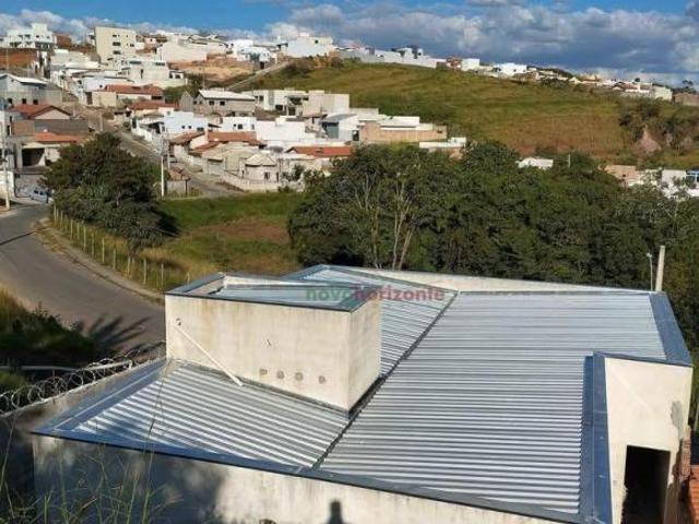 Casa para venda em Oliveira