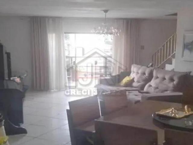 Casa para Venda em ótima localização no Jardim Zaira em Mauá. Próximo do Asilo e Ponto de Ônibus