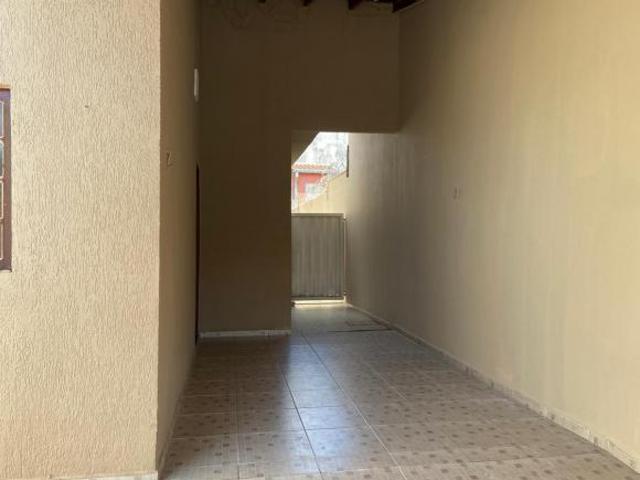 Casa para venda em Loteamento Terras De São Pedro E São Paulo de 113.00m² com 2 Quartos, 1 Suite e 2
