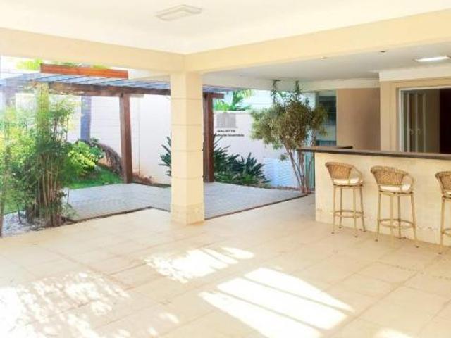 Casa para venda em Loteamento Alphaville Campinas de 381.00m² com 4 Quartos, 4 Suites e 5 Garagens