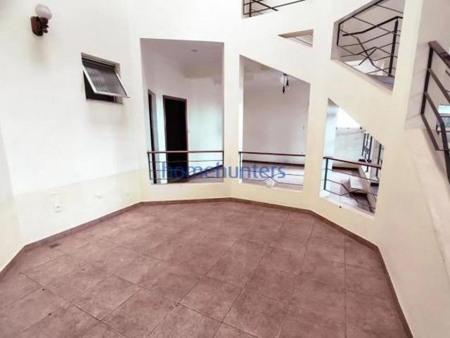 Casa para venda em Loteamento Caminhos De São Conrado sousas de 385.00m² com 3 Quartos, 3 Suites e
