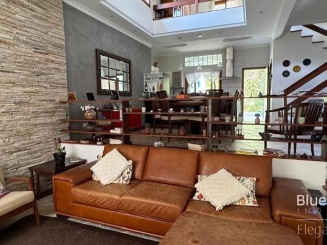 Casa para venda em Loteamento Capital Ville de 320.00m² com 4 Quartos, 2 Suites e 4 Garagens