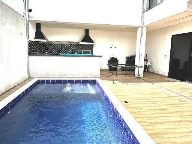 Casa para venda em Loteamento Ilha De Capri de 200.00m² com 3 Quartos, 1 Suite e 2 Garagens