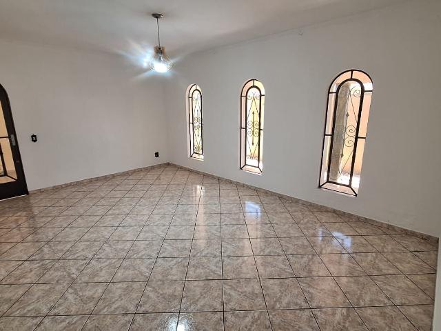 Casa para venda em Loteamento Inocoop em Mogi Mirim São Paulo de 156.00m² com 3 Quartos e 2 Garagens