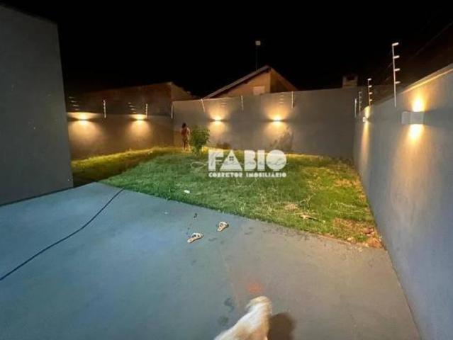 Casa para venda em Loteamento Jorge Rodrigues de 85.00m² com 2 Quartos, 1 Suite e 2 Garagens