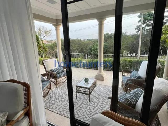 Casa para venda em Loteamento Parque Dos Alecrins de 370.00m² com 4 Quartos, 4 Suites e 4 Garagens