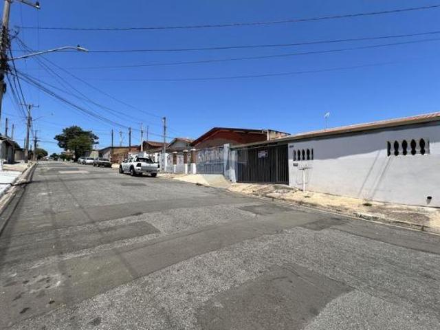 Casa para venda em Loteamento Remanso Campineiro de 197.00m² com 3 Quartos, 1 Suite e 3 Garagens