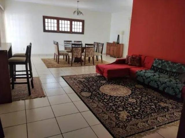 Casa para venda em Loteamento Residencial Andrade de 475.00m² com 4 Quartos, 2 Suites e 6 Garagens