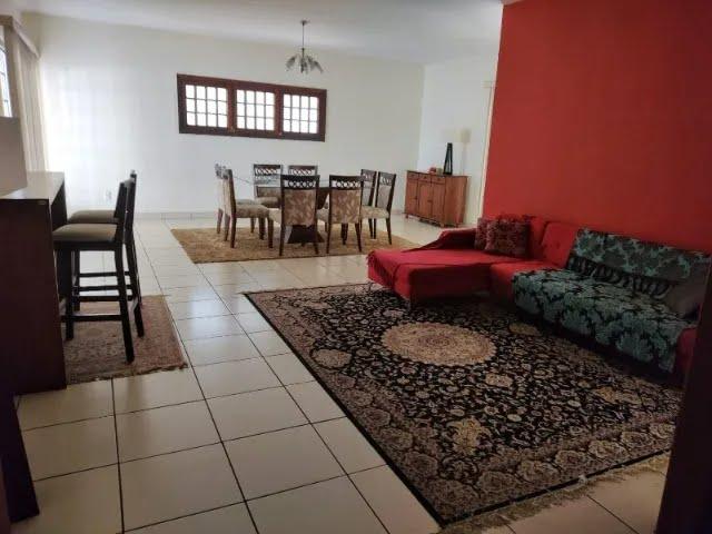 Casa para venda em Loteamento Residencial Andrade em Pindamonhangaba São Paulo de 475.00m² com 4 Quartos, 2 Suítes e 6 Garagens