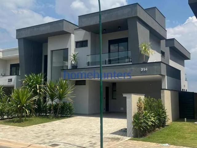 Casa para venda em Loteamento Residencial Arborais de 340.00m² com 4 Quartos, 4 Suites e 4 Garagens