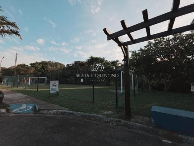 Casa para venda em Loteamento Residencial Campos Do Conde Ii de 250.00m² com 3 Quartos, 1 Suite e 2