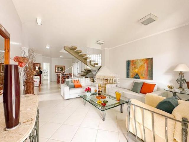 Casa para venda em Loteamento Residencial Dolce Vita de 287.00m² com 3 Quartos, 3 Suites e 4 Garagen