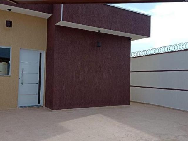 Casa para venda em Loteamento Residencial E Comercial Flamboyant de 80.00m² com 3 Quartos, 1 Suite e