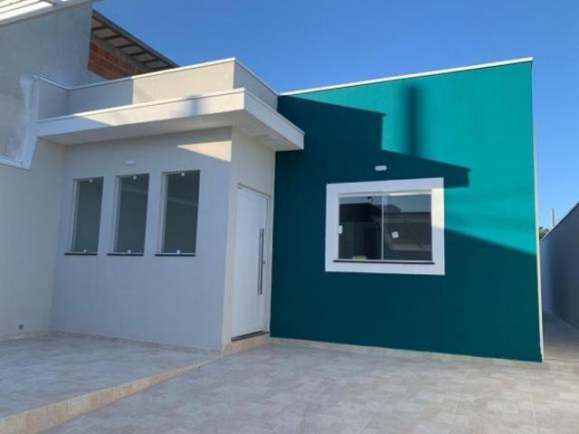 Casa para venda em Loteamento Residencial E Comercial Flamboyant de 82.00m² com 3 Quartos, 1 Suite e
