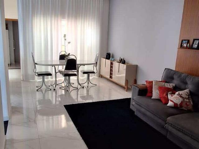 Casa para venda em Loteamento Residencial E Comercial Flamboyant em Pindamonhangaba São Paulo de 117.00m² com 2 Quartos, 1 Suíte e 2 Garagens