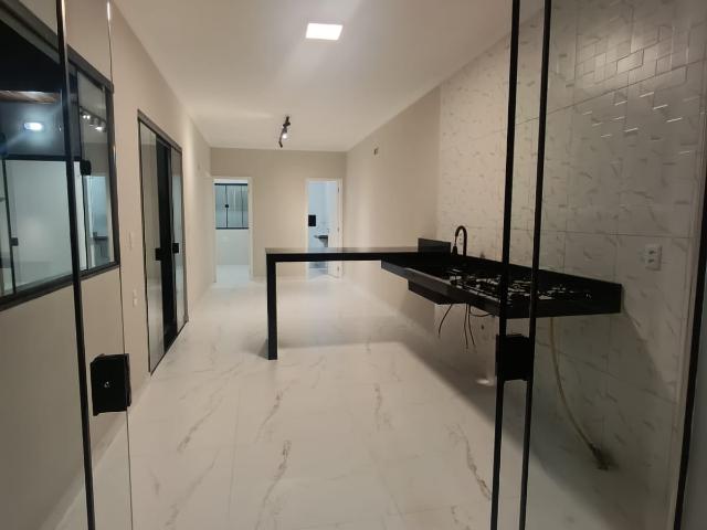 Casa para venda em Loteamento Residencial E Comercial Flamboyant em Pindamonhangaba São Paulo de 80.00m² com 2 Quartos, 1 Suíte e 2 Garagens