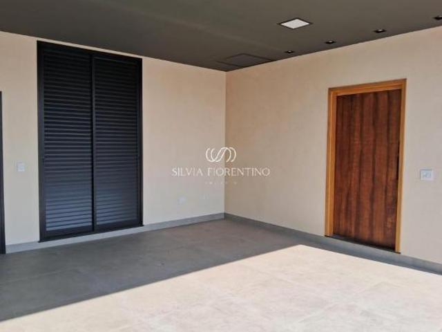 Casa para venda em Loteamento Residencial Fazenda Casa Grande de 141.00m² com 3 Quartos, 1 Suite e 2