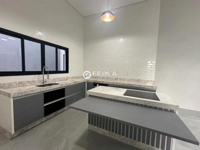 Casa para venda em Loteamento Residencial Jardim Villagio de 240.00m² com 3 Quartos, 3 Suites e 4 Ga