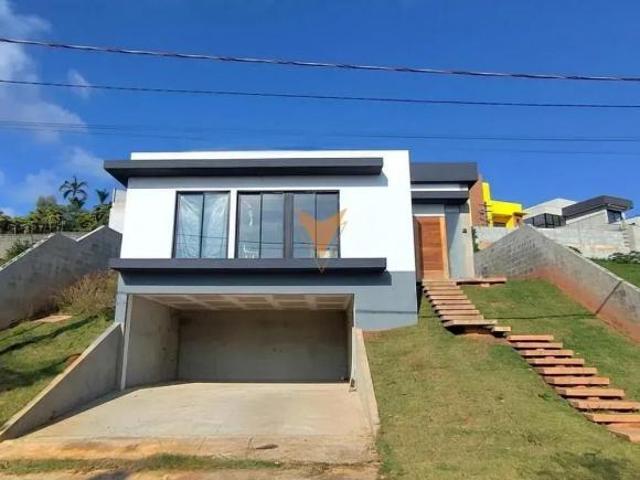 Casa para venda em Loteamento Residencial Lago Do Sol de 10.00m² com 3 Quartos, 3 Suites e 4 Garagen