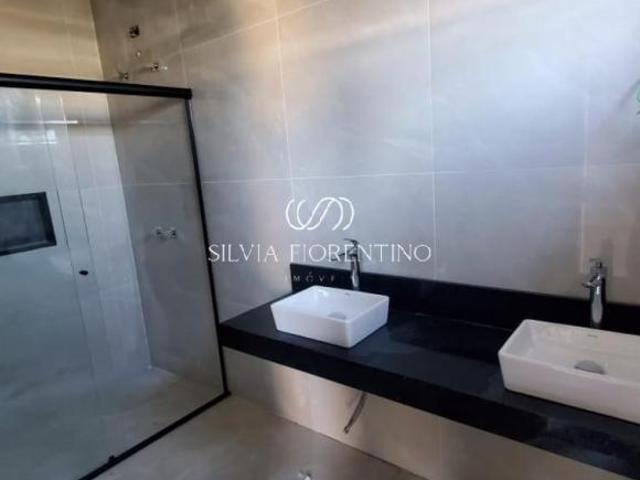 Casa para venda em Loteamento Residencial Pérola Do Vale de 160.00m² com 3 Quartos, 1 Suite e 2 Gara