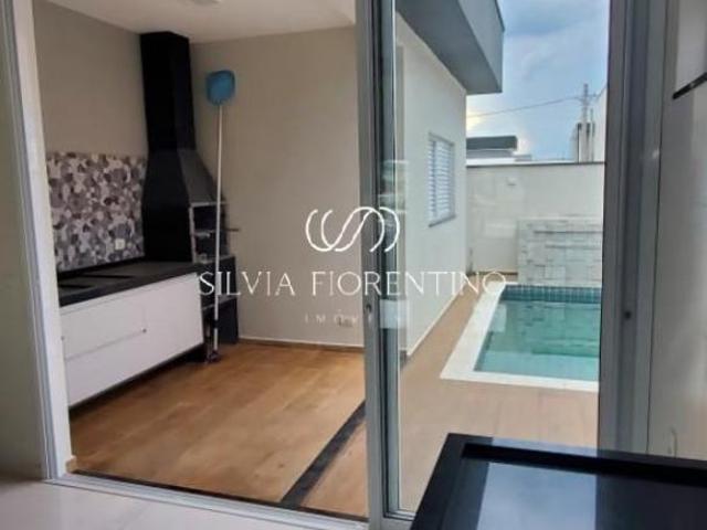 Casa para venda em Loteamento Residencial Pérola Do Vale de 258.00m² com 3 Quartos, 1 Suite e 2 Gara