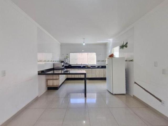 Casa para venda em Loteamento Residencial Santa Gertrudes de 170.00m² com 3 Quartos, 1 Suite e 4 Gar