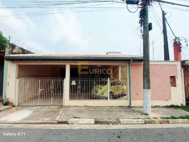 Casa para venda em Louveira de 200.00m² com 3 Quartos e 5 Garagens