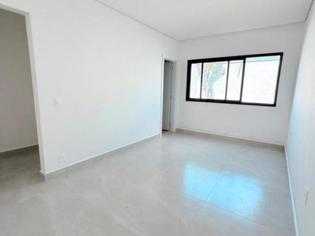 Casa para Venda em Lagoa Santa, Aeronautas, 3 dormitórios, 1 suíte, 2 banheiros, 4 vagas