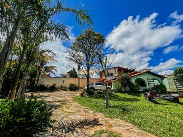 Casa para Venda em Lagoa Santa, Joá, 6 dormitórios, 3 suítes, 4 banheiros, 1 vaga