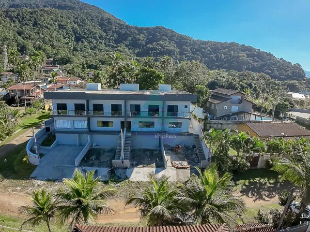 Casa para venda em Lagoinha em Ubatuba São Paulo de 121.00m² com 3 Quartos, 1 Suíte e 2 Garagens
