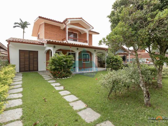 Casa para venda em Lagoinha em Ubatuba São Paulo de 174.00m² com 7 Quartos, 5 Suítes e 2 Garagens