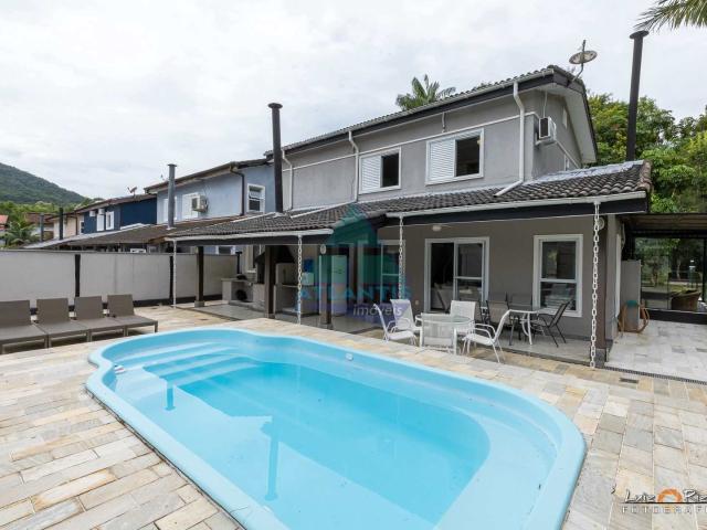 Casa para venda em Lagoinha em Ubatuba São Paulo de 205.00m² com 4 Quartos, 2 Suítes e 4 Garagens