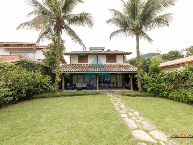 Casa para venda em Lagoinha em Ubatuba São Paulo de 234.00m² com 4 Quartos, 3 Suítes e 4 Garagens