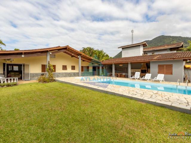 Casa para venda em Lagoinha em Ubatuba São Paulo de 292.00m² com 5 Quartos, 3 Suítes e 4 Garagens