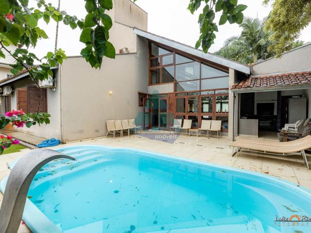 Casa para venda em Lagoinha em Ubatuba São Paulo de 380.00m² com 5 Quartos, 4 Suítes e 3 Garagens