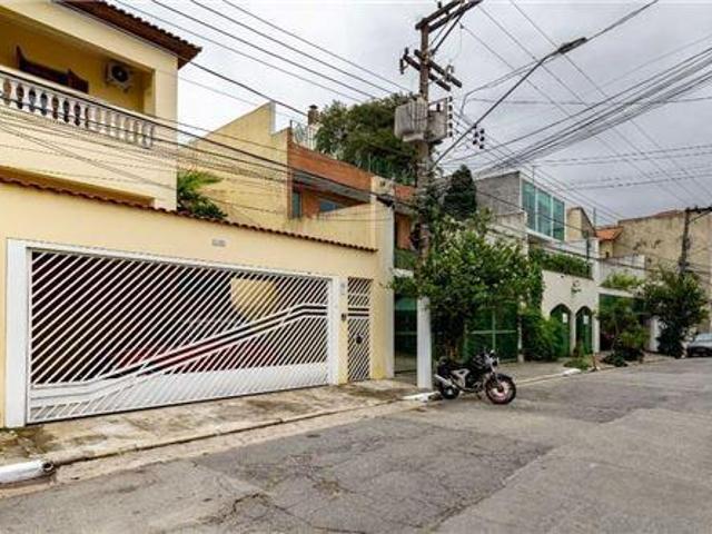 Casa para venda em Lapa com 3 quartos, sendo 1 suíte, 120m²