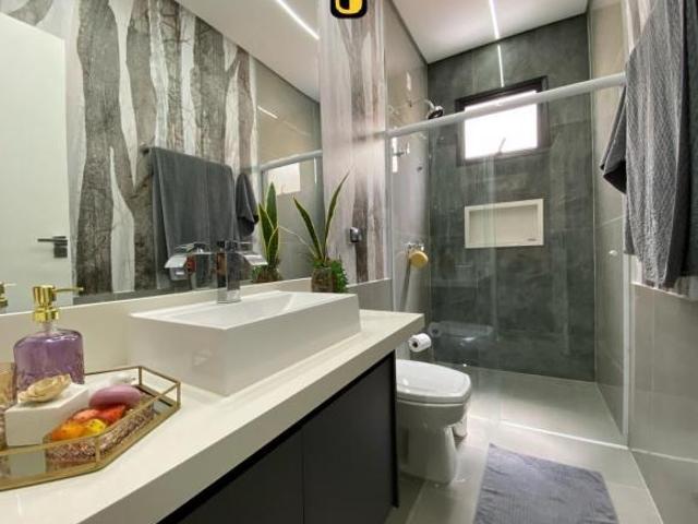 Casa para venda em Laranjeiras, Uberlândia