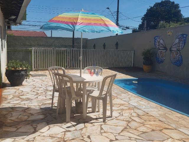 Casa para venda em Leonor em Londrina Paraná de 141.00m² com 3 Quartos, 1 Suíte e 2 Garagens