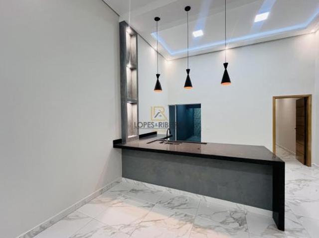 Casa para venda em Lívia de 158.00m² com 3 Quartos, 1 Suite e 2 Garagens
