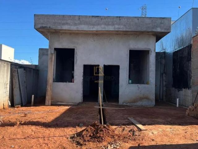 Casa para venda em Lívia de 72.58m² com 2 Quartos, 1 Suite e 2 Garagens