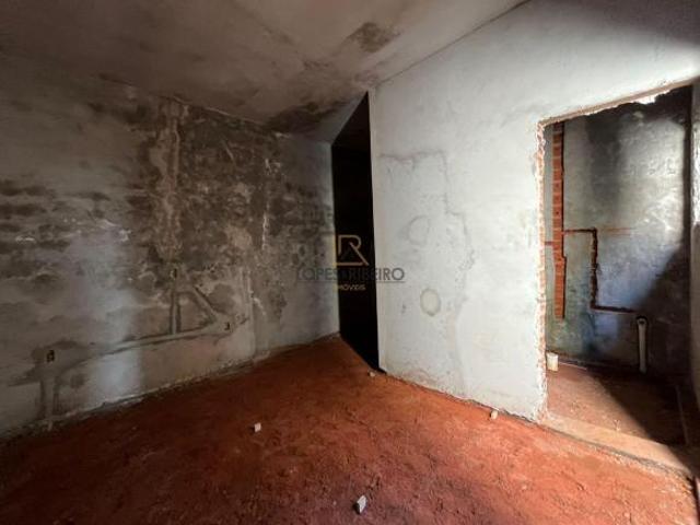 Casa para venda em Lívia de 72.58m² com 2 Quartos, 1 Suite e 2 Garagens