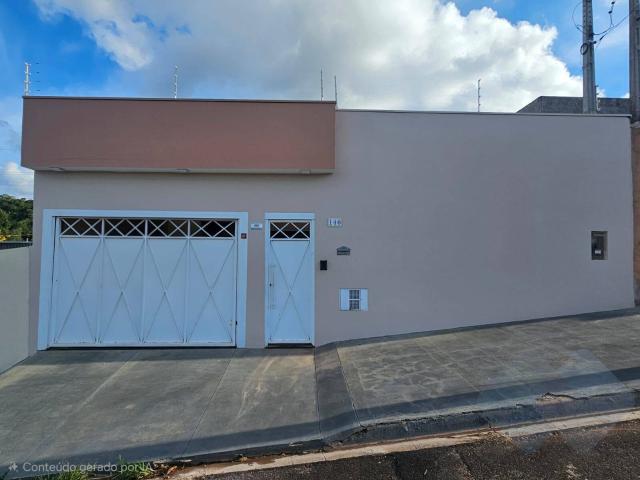 Casa para venda em Lívia em Botucatu São Paulo de 135.00m² com 2 Quartos, 2 Suítes e 2 Garagens